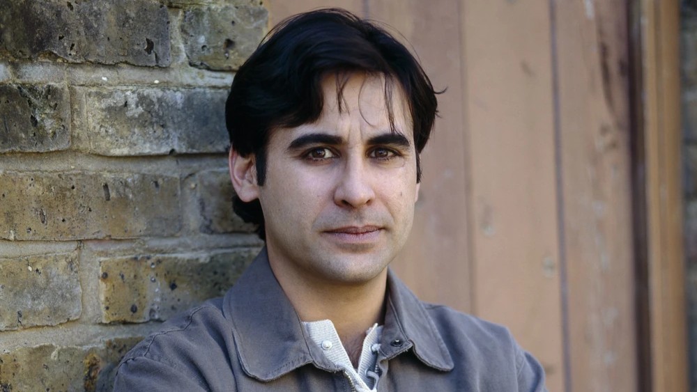 Ash Ferreira – WalfordWalk.com