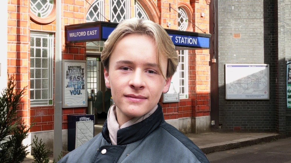 Josh Saunders – WalfordWalk.com
