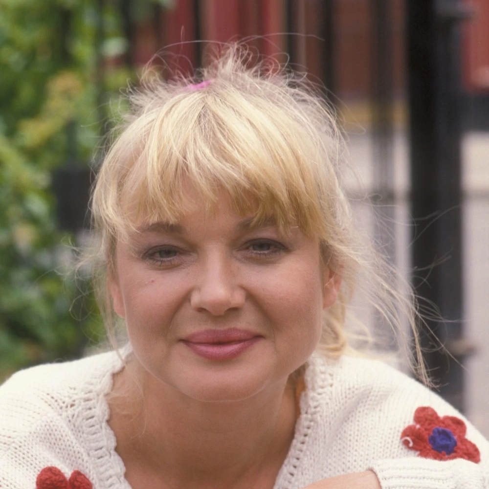 Debbie Bates – WalfordWalk.com